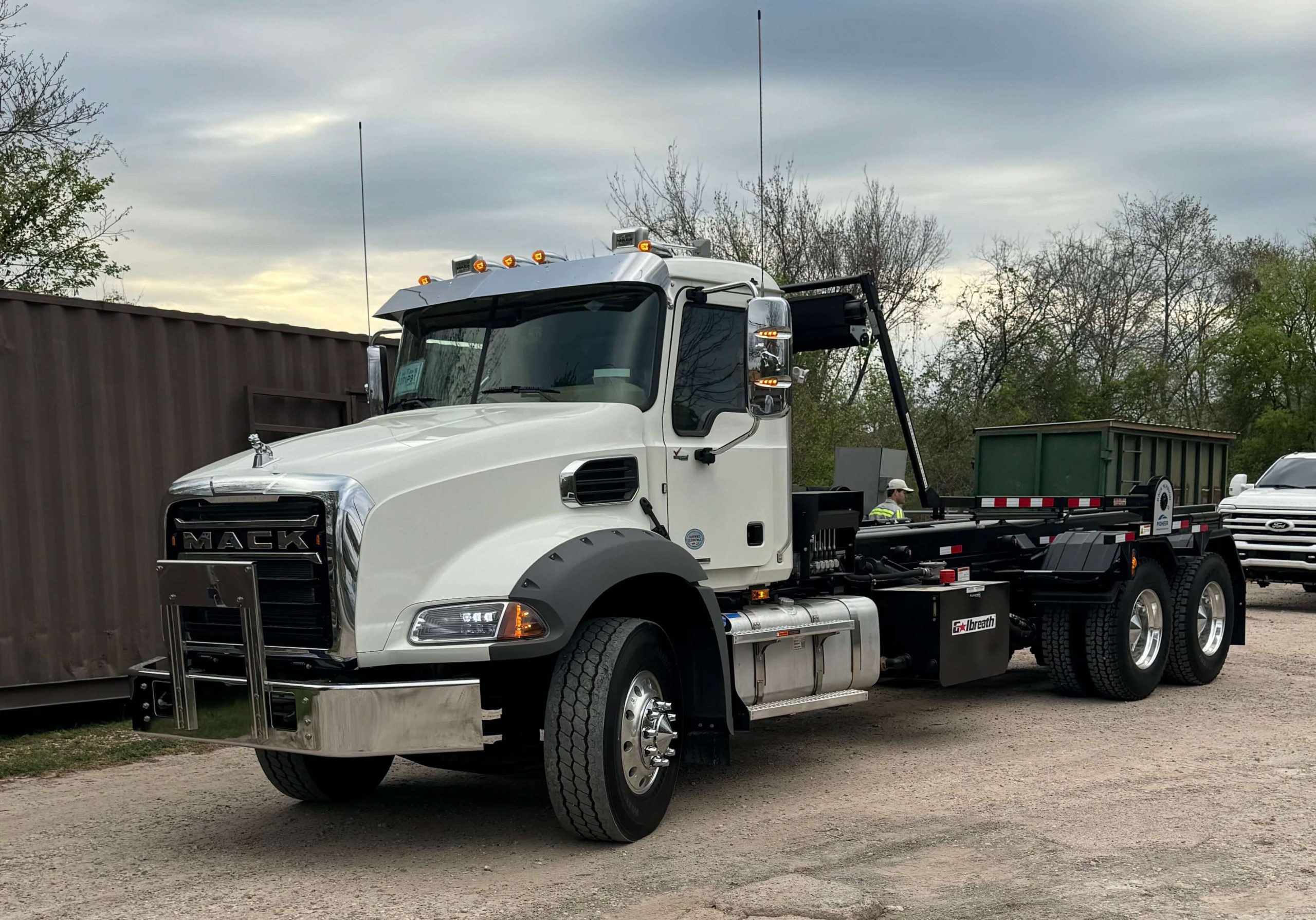 2025 Mack Granite 64BR (75,000 lb. Hoist) Galbreath Roll-Off Truck w ...