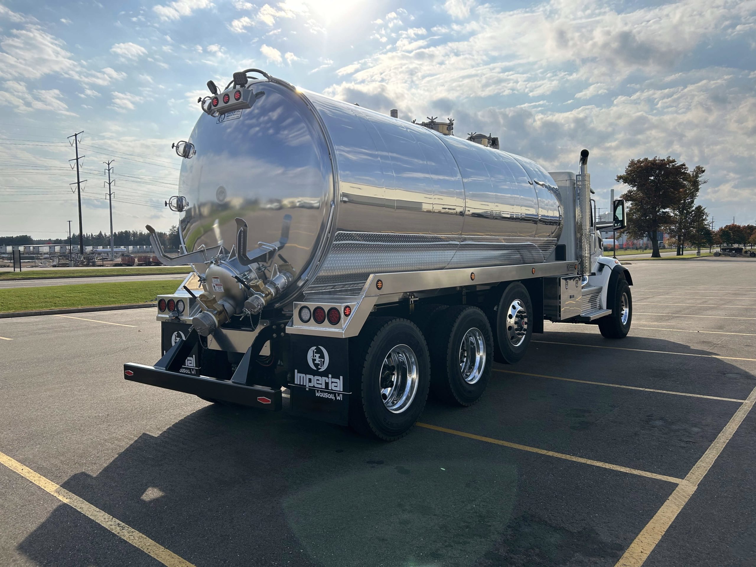 2026 Peterbilt 567 (5000-Gallon) Imperial Industries Vacuum Truck w ...