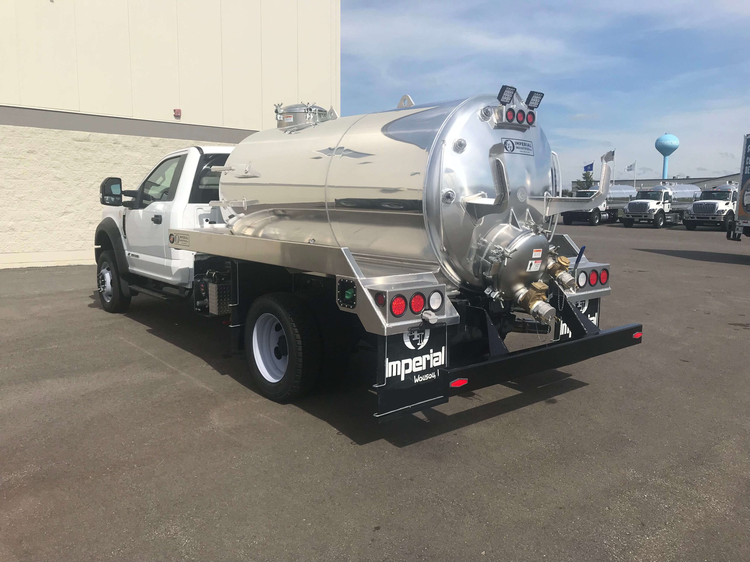 2025 Ford F-550 4X2 SD XL Diesel (1200-Gallon) Imperial Industries ...
