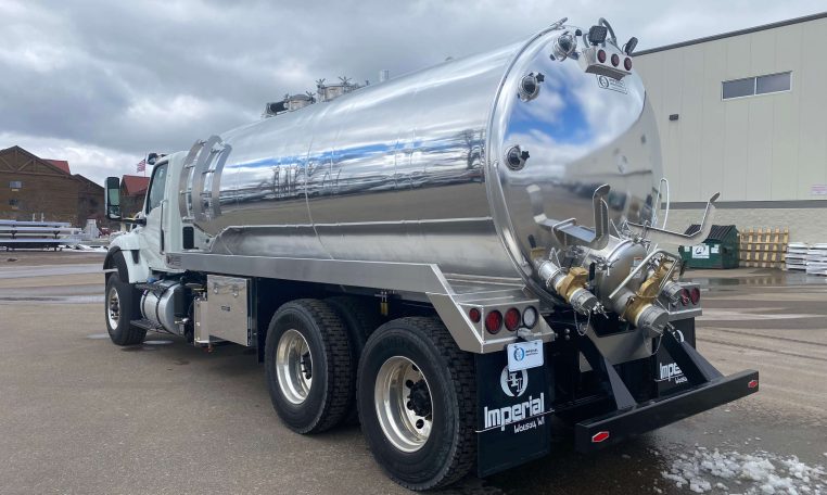 2026 International HV607 (4000-Gallon) Imperial Industries Vacuum Truck ...
