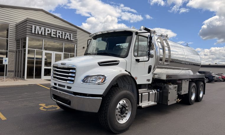 2027 Freightliner M2 106 Plus (4000-Gallon) Imperial Industries Vacuum ...